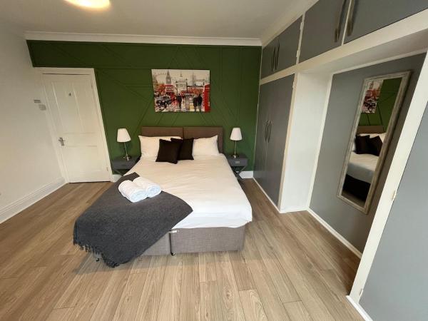 True Home Escape - Hayling Island