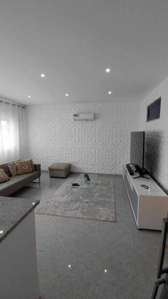 Pleasant 3-bedroom In Praia City - Praia