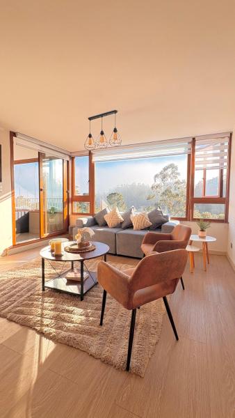 Moderno Y Exclusivo Depto Con Vista A La Laguna Grande - Coronel