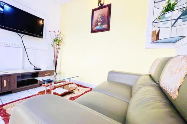 1bed Studio Sleeps 2 - Wifi Parking - Douala