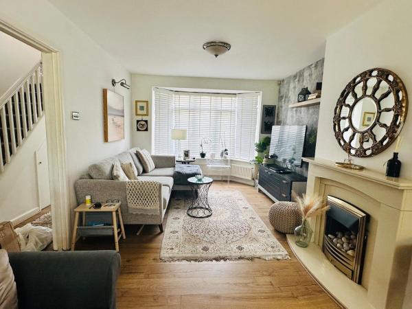 Peaceful, Close To Centre, Home - Slough