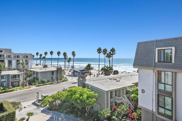 C312 - Pier View Vista - Oceanside, Californie