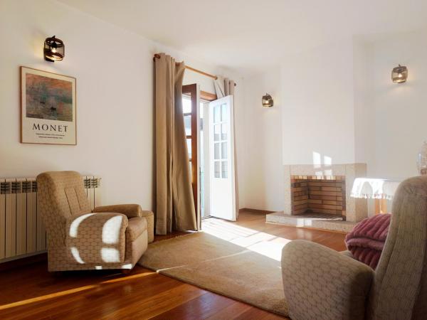 Casa Vitral - Stained Glass House - Miranda do Douro