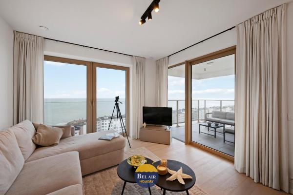 Exclusive Two-bedroom Apartment With Panoramic Sea And City Views T153 - Oostende