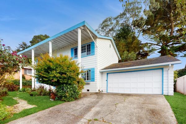 Eureka Charmer - Eureka, CA