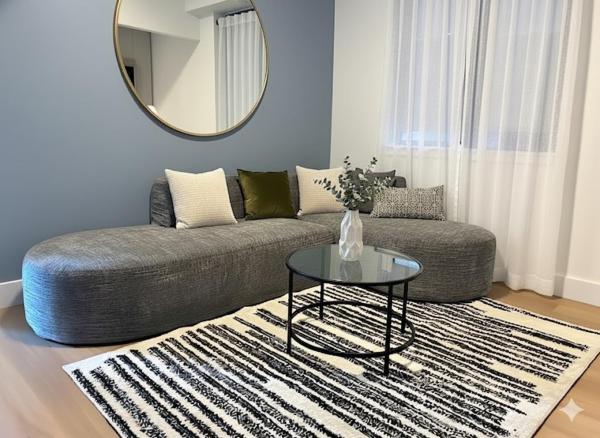 Luxury In Little Italy 2 Bedroom Private Balcony - Queens, NY