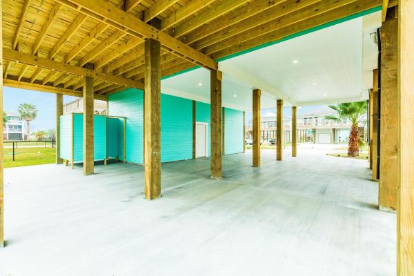 Paradise Steps To Beach Game Room Family Fun - Crystal Beach, TX