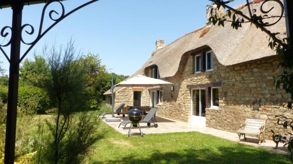 Chaumiere Bretonne Avec Jardin - Golfe Du Morbihan - Auray