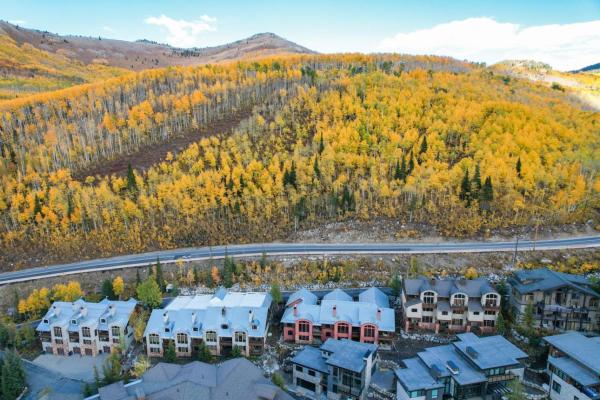 Ski In And Out First Chair - アルタ, UT