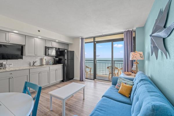 Relax And Save, Charming Coastal Retreat For 4, With Ocean Views! - North Myrtle Beach, SC