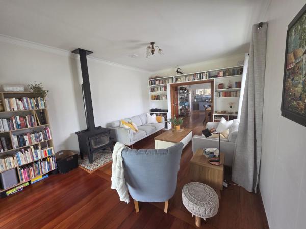 Hearth House - Character Family Home - Clive