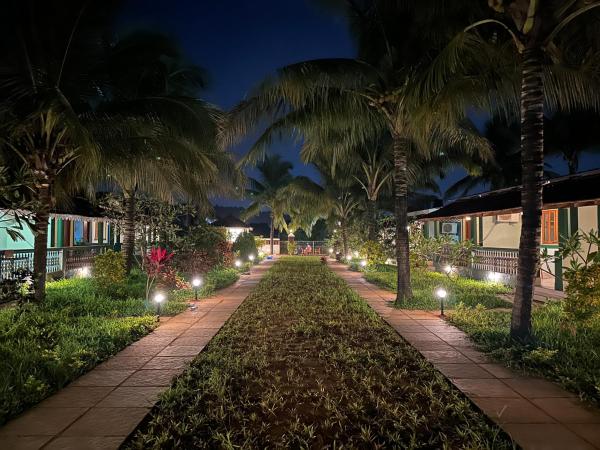 Golden Pearl Beach Resort - Anjuna