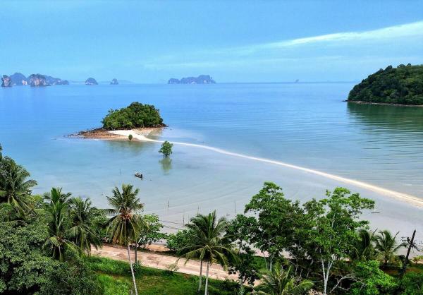 Wooden House On The Bay - Ko Yao Noi