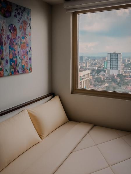 The Bat Cave 3 At Coast Residences Pasay - Manila