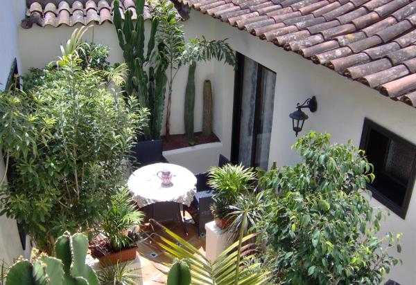 Rustic Holiday Home With Small Patio-terrace - Tenerife