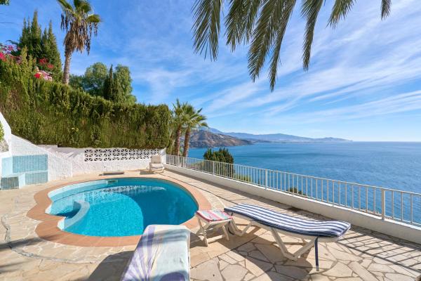 El Nido - Almuñécar