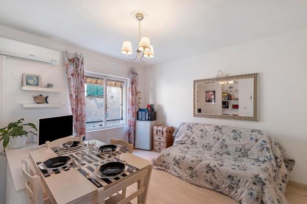 La Casa Di Iris Con Posto Auto - Diano Marina