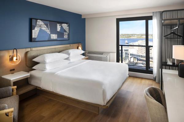 Hotel Halifax - Halifax, NS, Canada