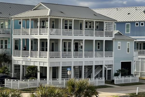 The Breeze - Galveston, TX