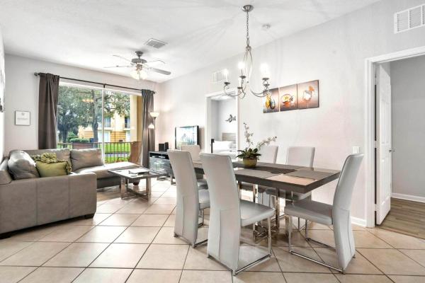 Vista Cay Remodeled Wow - Orlando, FL