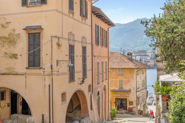 Antro Di Circe - Orta Centro - Orta San Giulio
