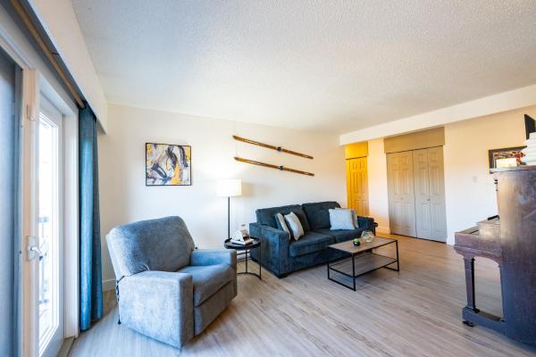 Bearberry Premium Rentals - Yukon