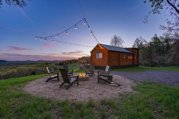 Panoramic Paradise - Hot Tub - Elk County, PA