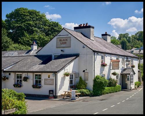 The Black Lion - Abergele