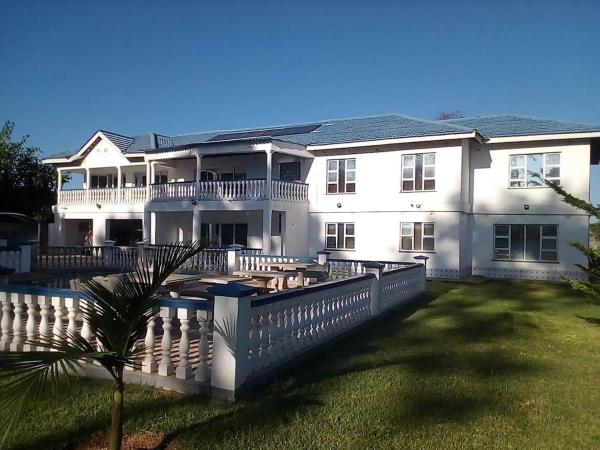 Quiet Getaway With Pool And Gardens - Harare