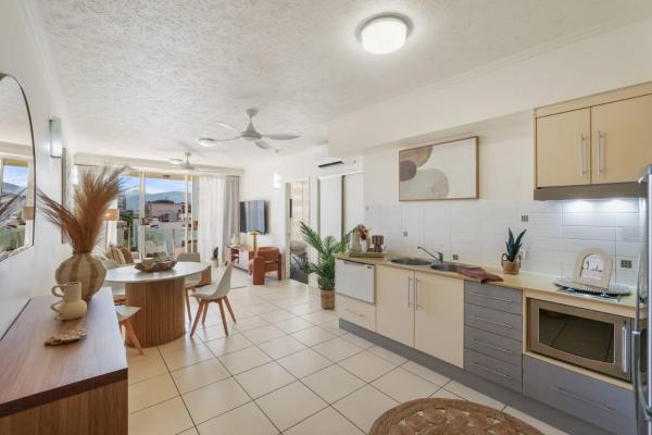 Luxurious City Centre Apartment, Space And Style - Cairns Convention Centre