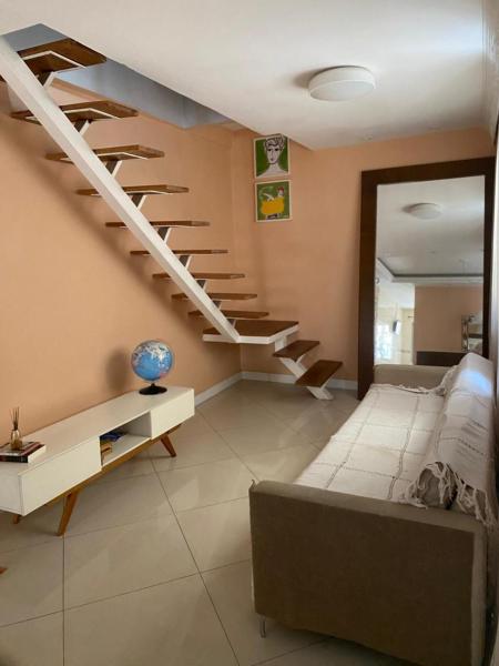 Casa Com Bichinhos Cachorros E Gatinhos - Rio de Janeiro