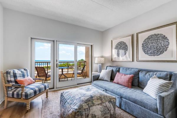 Sandcastles 286 One Bedroom Ocean Front Studio - American Beach, FL