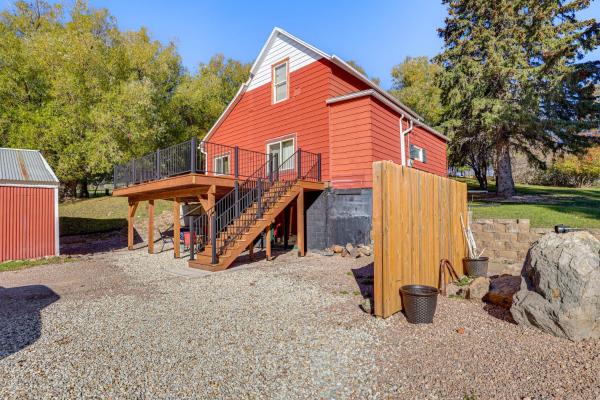 Lead Hideaway With Fireplace, Grill And Deck! - Deadwood, SD