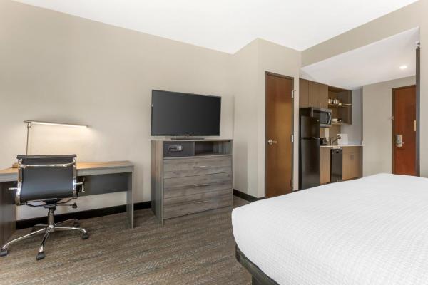 Best Western Plus Executive Residency Phoenix North Happy Valley - Carefree, AZ