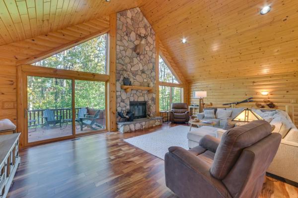 Luxury Cabin In The Reserve At Boyne Mountain - Michigan