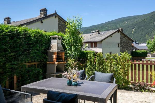 Paramita Adosado Con Jardin - Canfranc