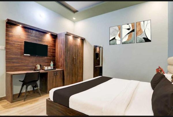 Hotel O Sultanpur Railway Junction Formerly Sanskar Marriage Lawan - Sultanpur