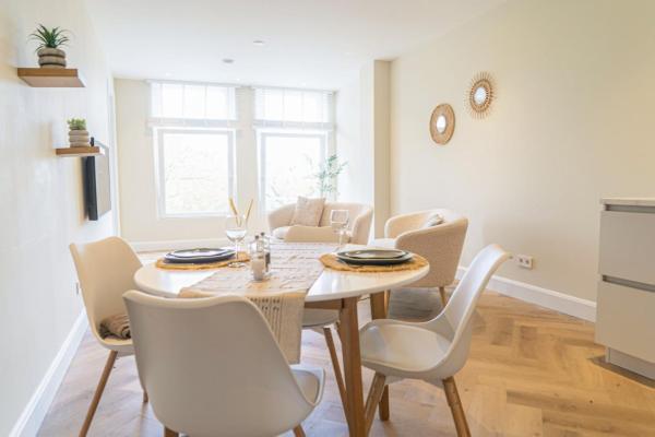 Charming Jordaan Apartment, Canal Views - Ámsterdam