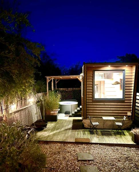 Cozy Tiny House With Jacuzzi , Garden And Free Parking Near Amsterdam - Haarlem