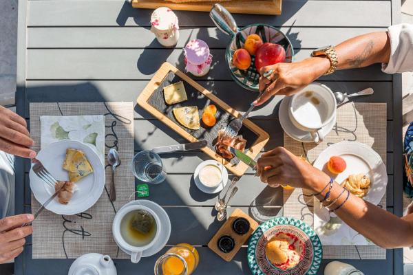 La Clé Des Chaumes - Chambre D'hôte, Bed And Breakfast Avec Piscine Et Bain Nordique - Montrond-les-Bains