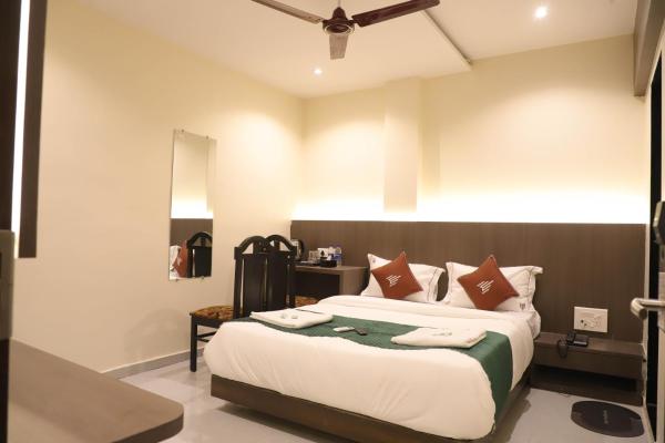 Hotel Casa Royal Residency - Mumbai