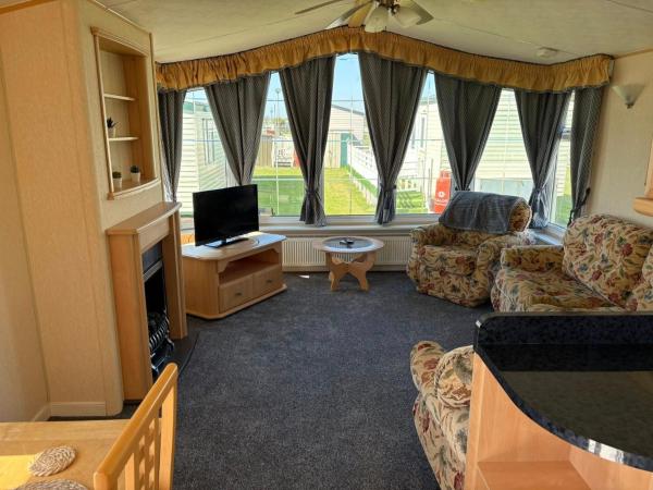 Short Stays Waterside Caravan Sleeps 6-skegness - Skegness