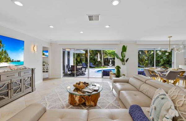 Miami Tropical Dream House With Private Pool And Lake - Miami Beach