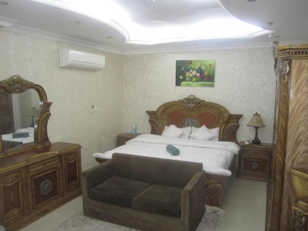 العين الهيلي مصباح بيت 5 - Al Ain