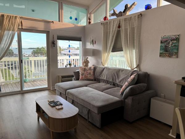 Beautiful Sky 332 - Cedar Key, FL