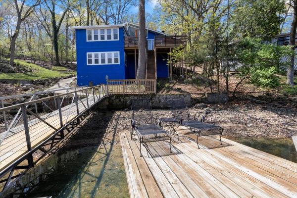3mm Lake Ozark, Trailer Parking, Dock, Boat Slip, & Amazing Cove Views - United States