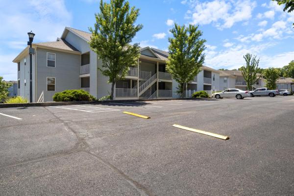 Games, Lake Views, Ease Of Access To Unit & Attractions, Family-friendly, Outdoor Comfort - Stany Zjednoczone