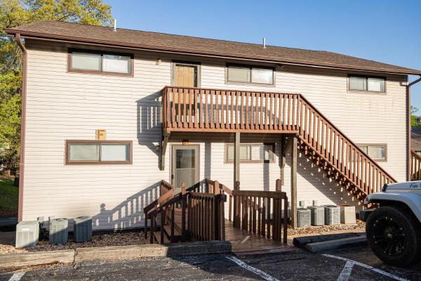 Boat Slip & Ramp- Trailer Parking- Lakefront Pool - United States