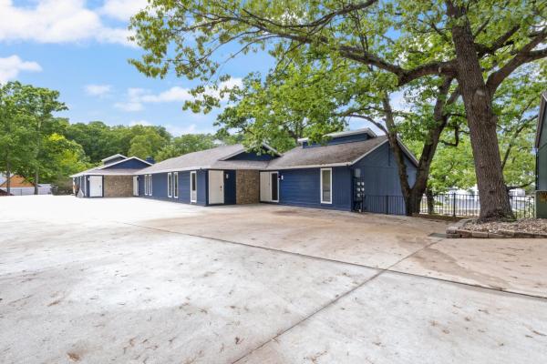 Our Cove Retreat - Perfect For Wave-free Swimming, Tanning & Prime Location Fun! - United States