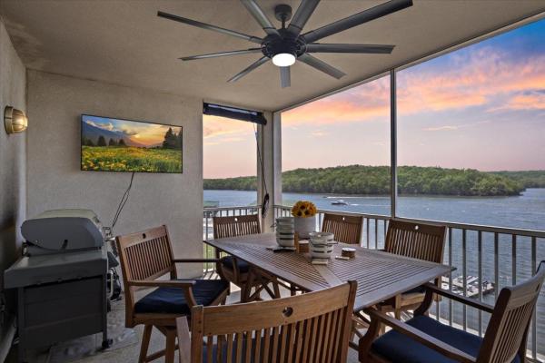 Modern Decor, Views, Grill, Workstation, Boat + 2 Pwc Slips & Resort-style Amenities - United States